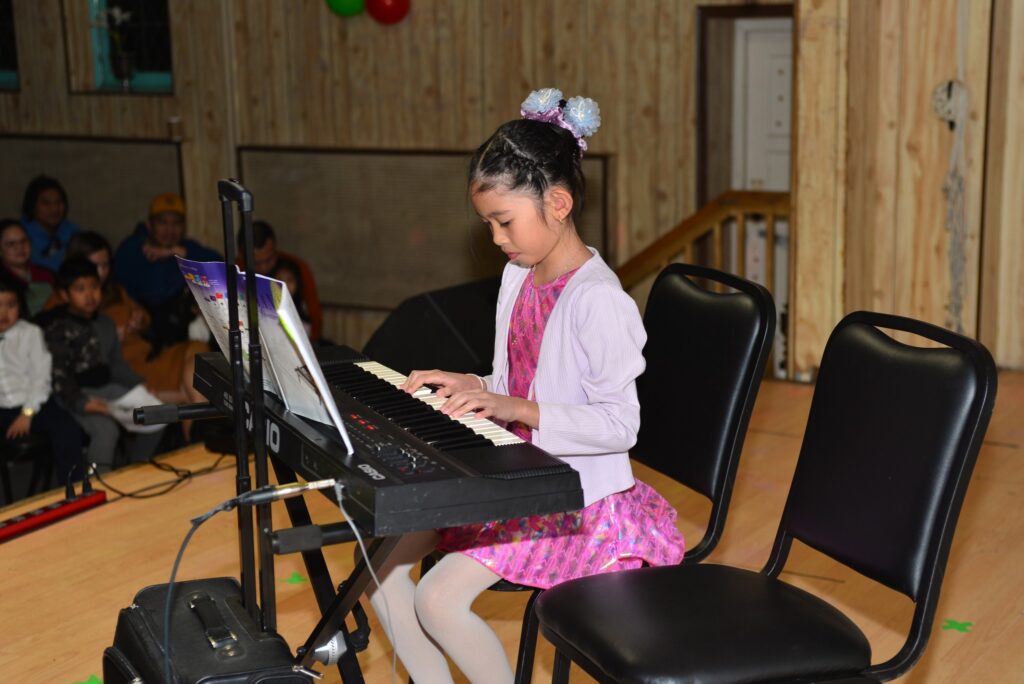 Pictures from the Holiday Recital 2023 – Bam Studio